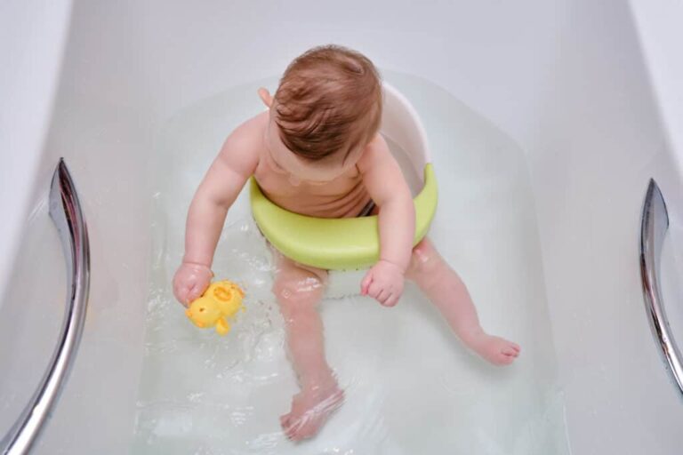 Best Baby Bath Seat - Top 10 Reviewed With Pros and Cons