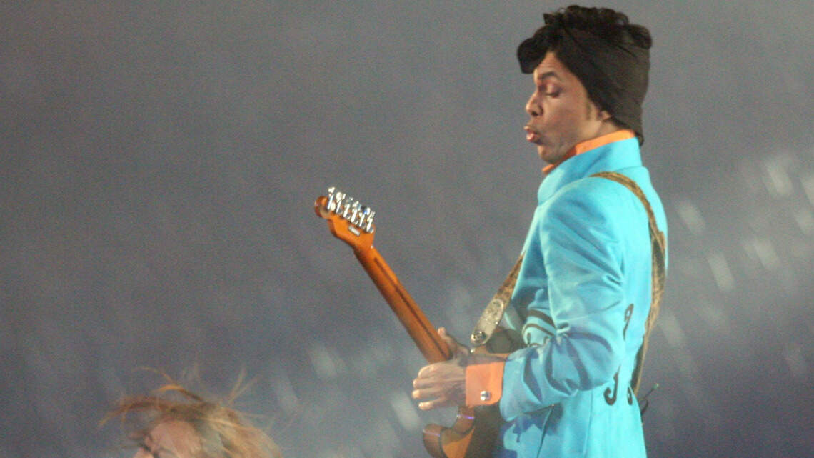 Why Prince’s Super Bowl show in Miami is the gold standard | Miami Herald