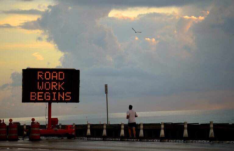A1A renamed Jimmy Buffett Memorial Highway with sign, monument | Miami ...