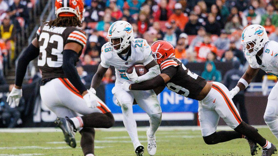 Dolphins vs. Browns fantasy football: who should start? | Miami Herald