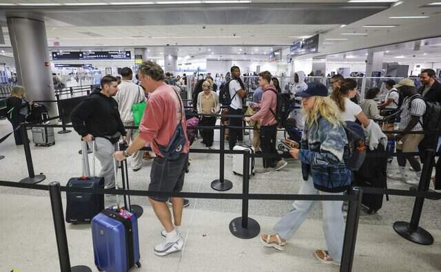 ICE not at MIA or FLL to alleviate TSA strain amid shutdown | Miami Herald