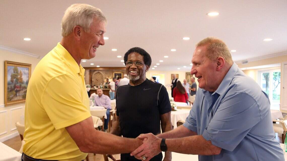 Six questions with former Dolphins linebacker Larry Ball | Miami Herald