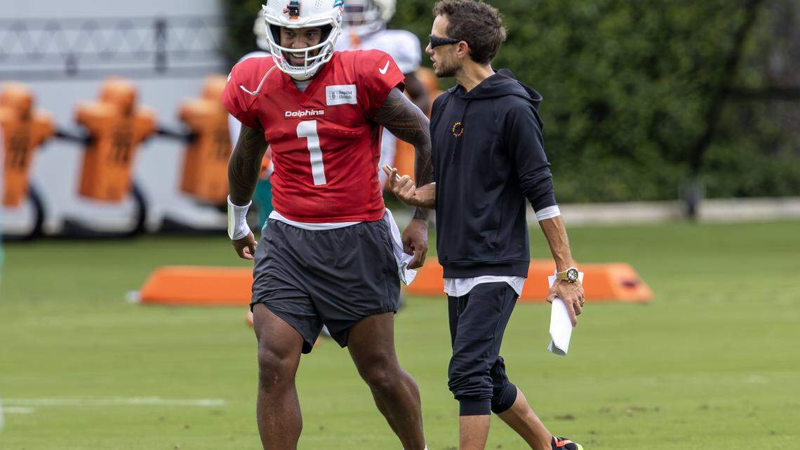If Dolphins stick with McDaniel/Tagovailoa, make this clear | Miami Herald