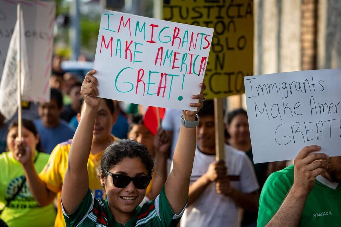 Miami-Dade workers strike to protest Florida immigration law | Miami Herald