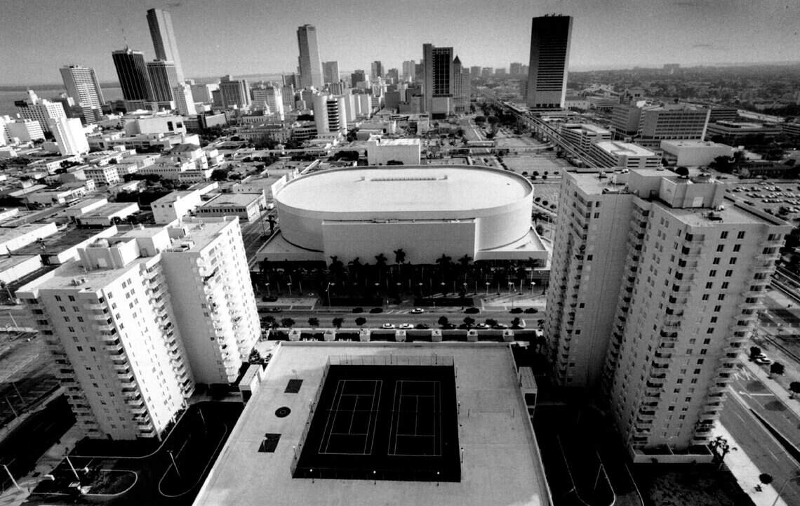 Old pictures of downtown Miami through the decades | Miami Herald