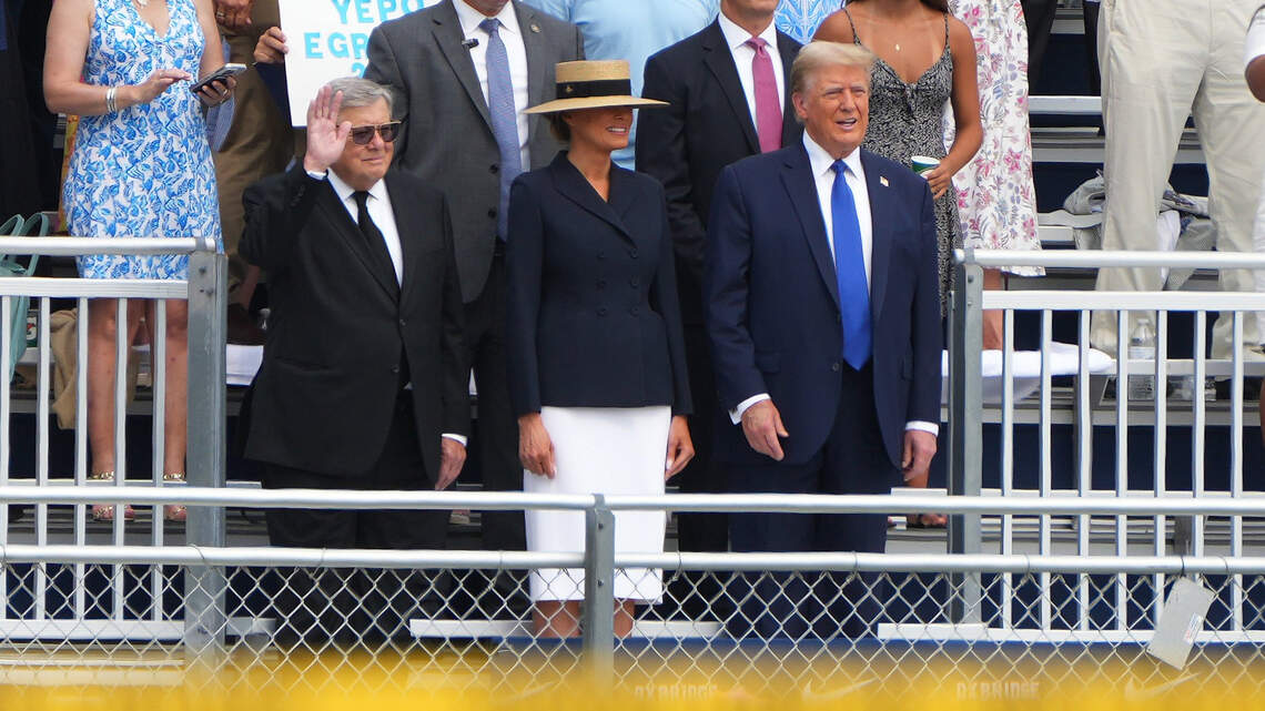 Barron Trump graduates from high school in Palm Beach | Miami Herald