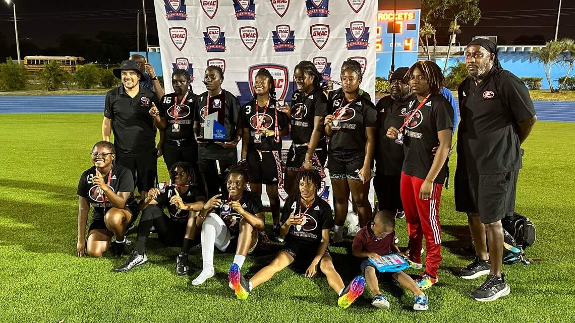 Miami Edison flag football continues dominance of GMAC tournament ...