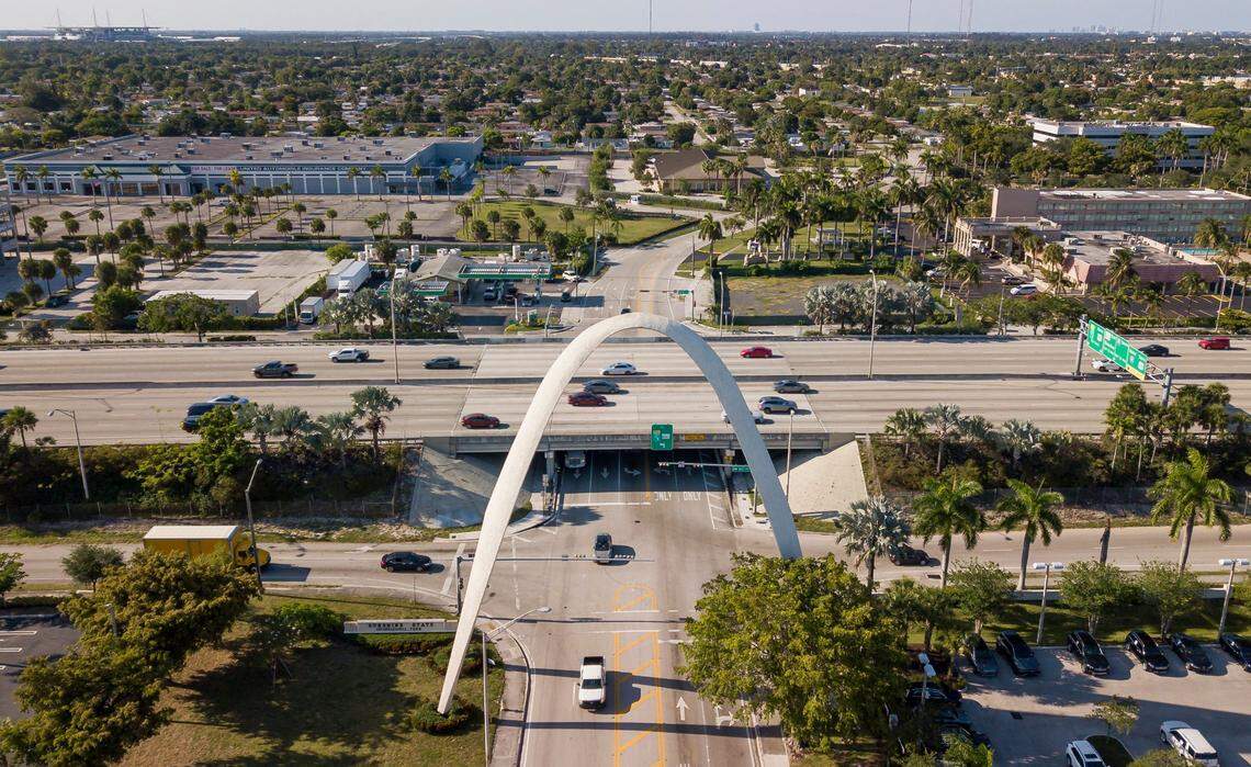 Miami landmark: See the giant arch off the highway | Miami Herald