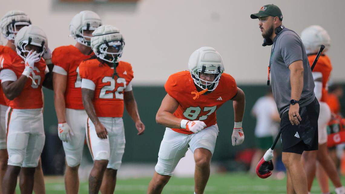 Alex Bauman won’t play brother, but will have Hurricanes role | Miami ...