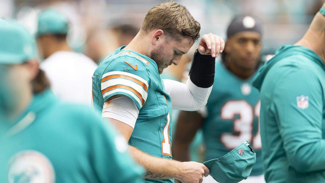 How did QB Quinn Ewers look in his first start for Dolphins? | Miami Herald