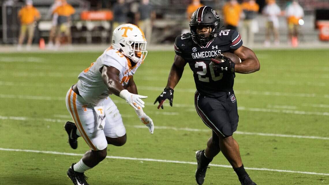 Miami gets graduate transfer in Tennessee DE Deandre Johnson | Miami Herald