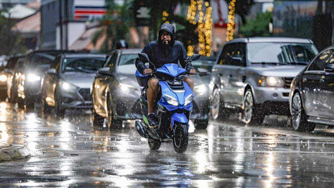Photos show flooding around South Florida after heavy rain | Miami Herald