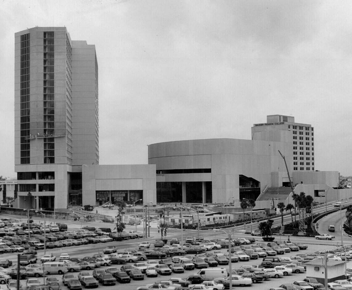 Old pictures of downtown Miami through the decades | Miami Herald