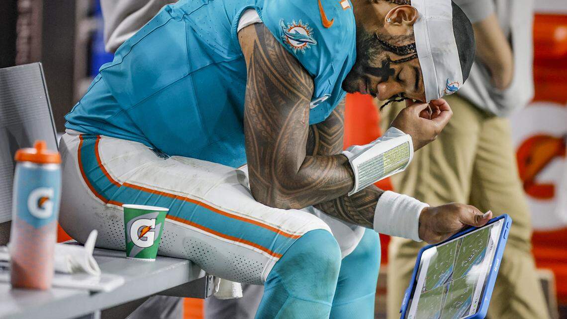 Dolphins GM Grier departs with season dead, and reboot has begun ...