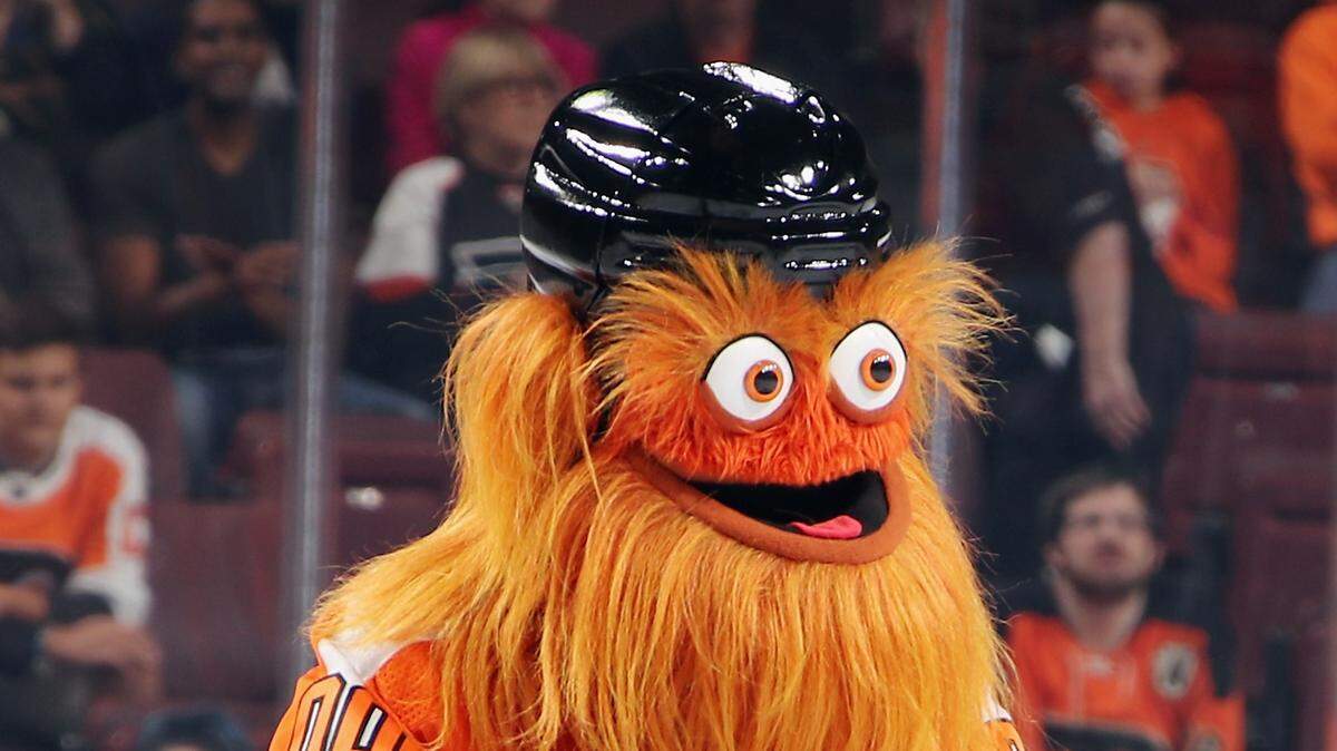 Flyers Mascot Terrifies Toddler at Game in Viral TikTok | Miami Herald