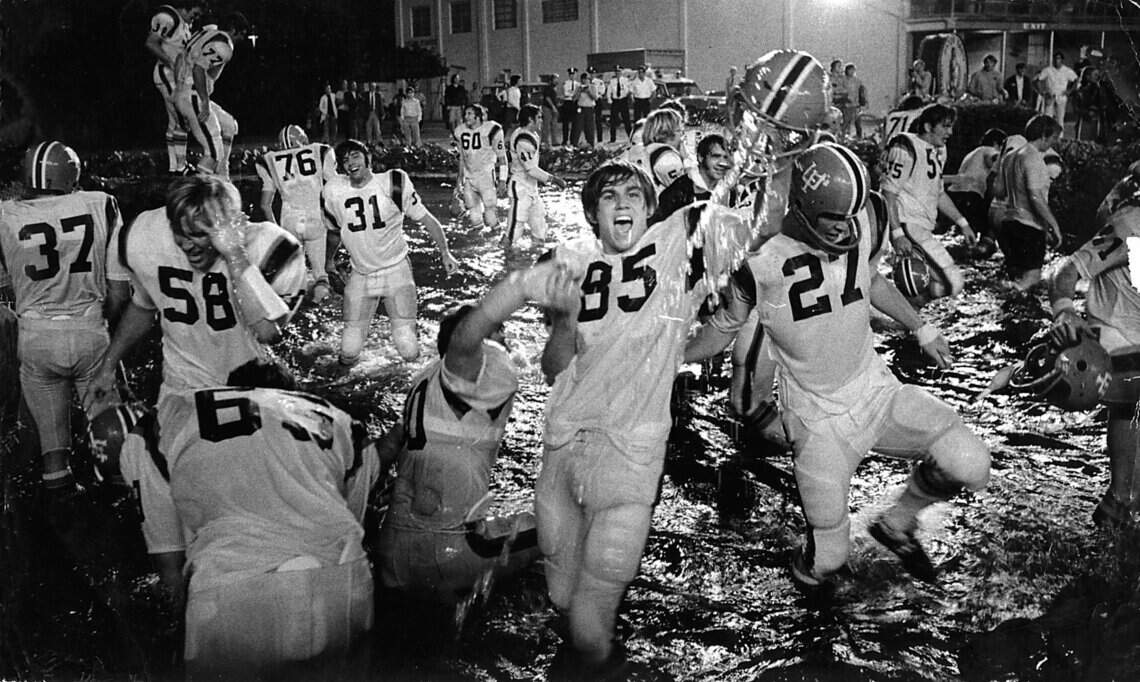 Relive the UM vs. UF football rivalry in photos | Miami Herald