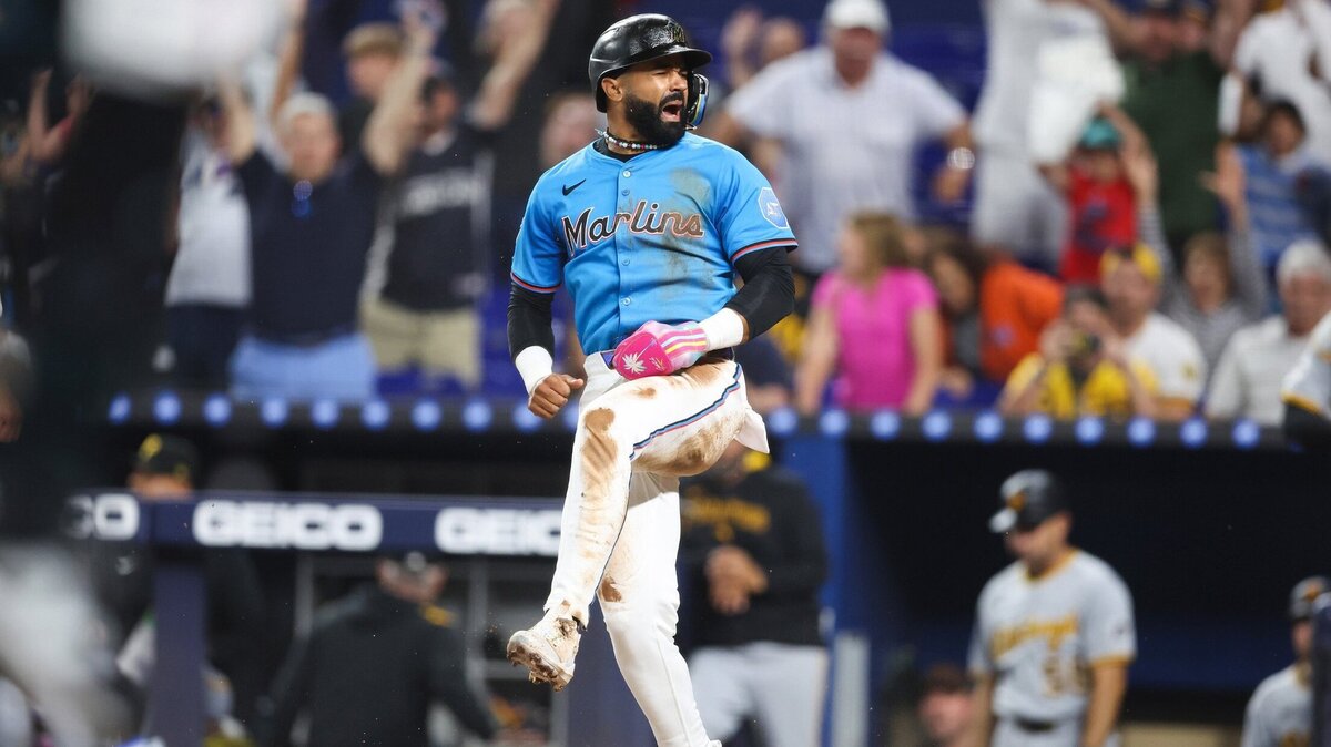 Marlins beat Pirates in third walk-off victory to open season | Miami ...