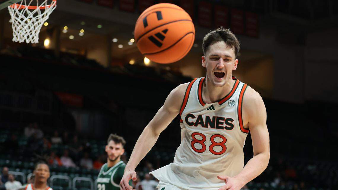 Hurricanes overcome slow first half to beat Southern Miss | Miami Herald