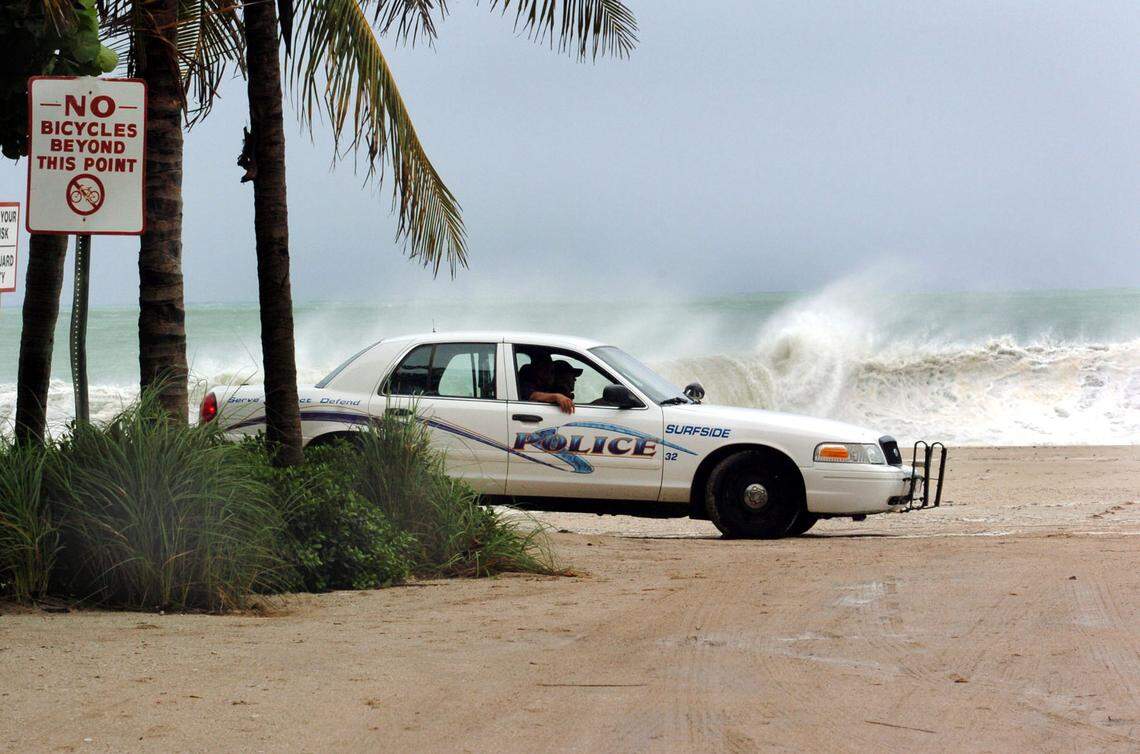 Police cars: What cop patrol looked like in Miami ’70s, ’80s | Miami Herald