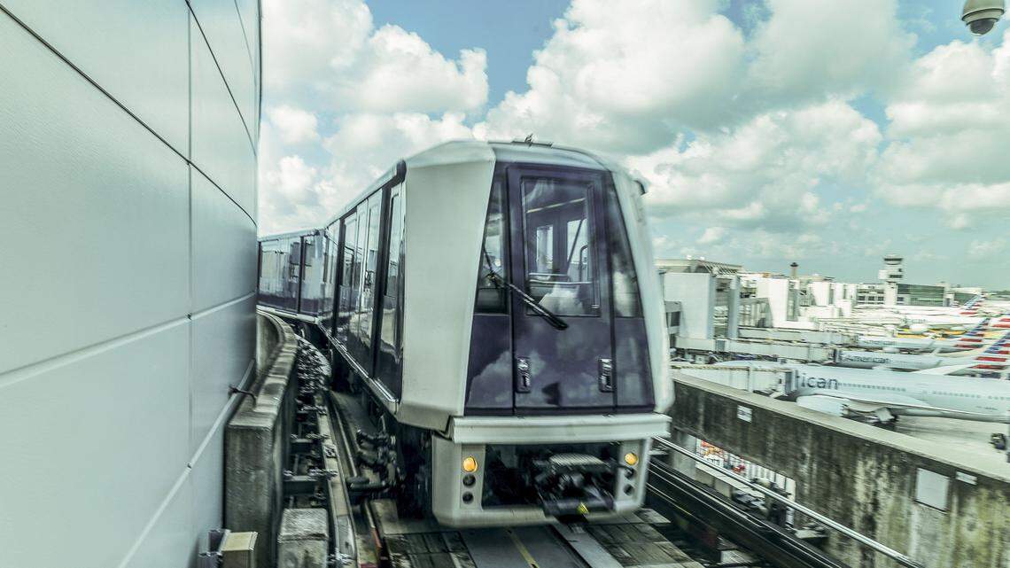 Miami airport reopens all Skytrain stations after repairs | Miami Herald