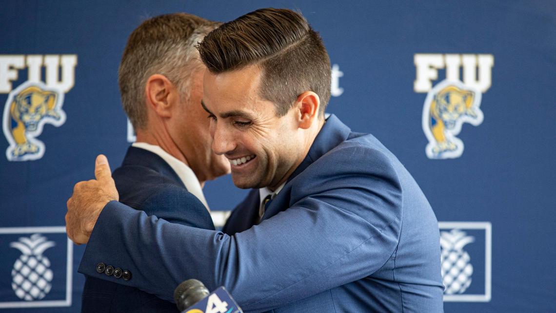 FIU Athletic Director Scott Carr earns contract extension | Miami Herald
