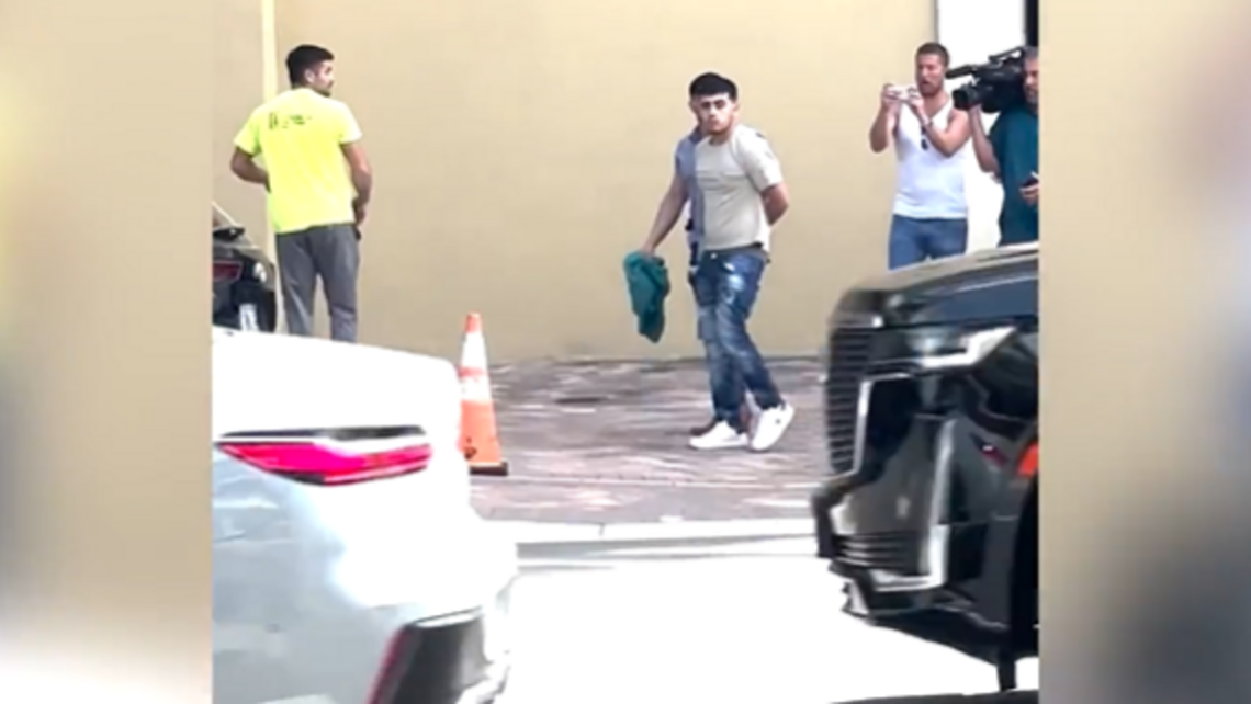 Mercedes driver arrested with fake diplomatic tag near Miami | Miami Herald