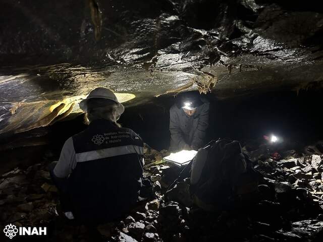 Cave guide uncovers ancient relics in Mexico’s Tlayócoc cave | Miami Herald